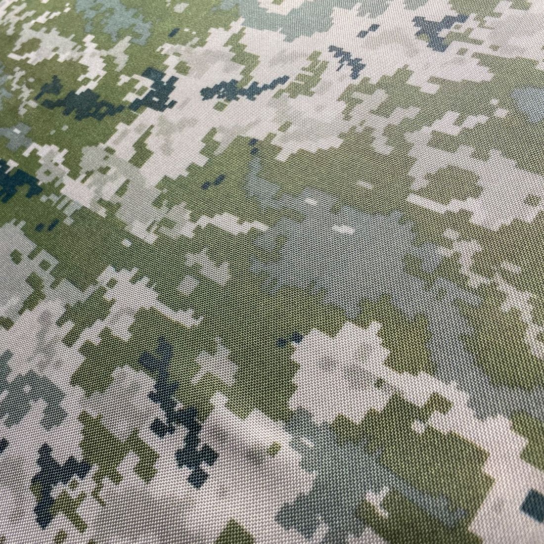 Tkanina Moro wodoodporna Pixel kamuflaż 1mb - ERLI.pl