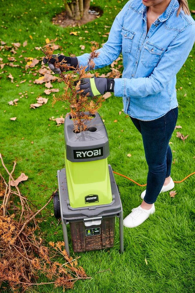 ROZDRABNIARKA DO GAŁĘZI 2500W 45mm RYOBI RSH2545B – 127255314 - ERLI.pl