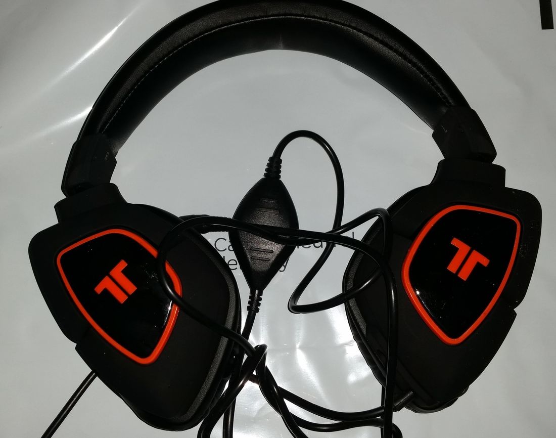 NOWE SŁUCHAWKI DLA GRACZY MAD CATZ TRITTON AX 180 - ERLI.pl