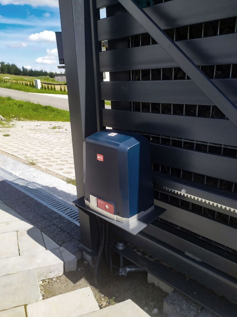 Napęd do bramy przesuwnej BFT Deimos BTA600 WIFI - ERLI.pl