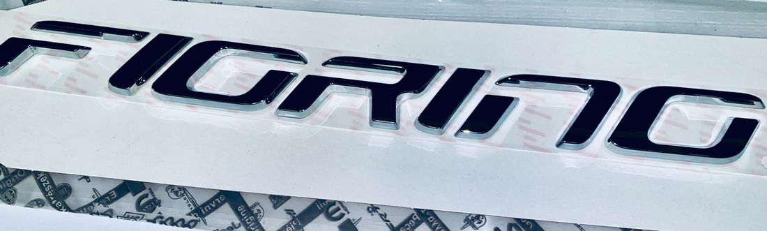 Znak modelu, logo napis - Fiat Fiorino po 2016 - ERLI.pl