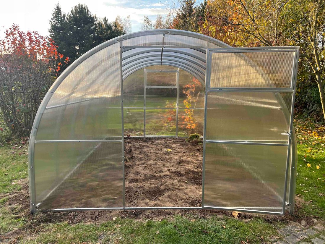 Szklarnia Tunel 3x4 m profile 20x40 poliwęglan 5mm - ERLI.pl