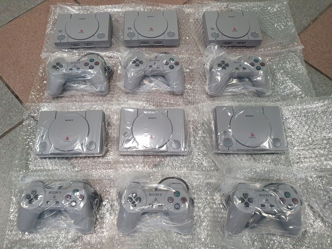 KONSOLA SONY PLAYSTATION CLASSIC MINI + 1 PAD - ERLI.pl