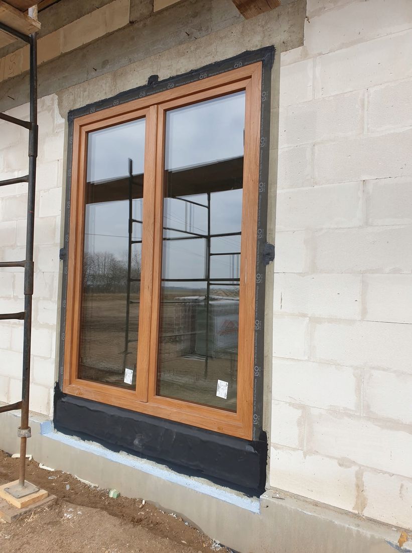 EPDM 150mm zew na pełnym kleju HYDROIZOLACJA OKNA - ERLI.pl EPDM 150mm zew na pełnym kleju HYDROIZOLACJA OKNA - ERLI.pl