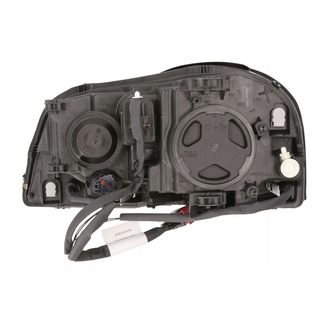 LAMPA VOLVO XC90 I 07-14 REFLEKTOR PRAWY – 170475220 - ERLI.pl