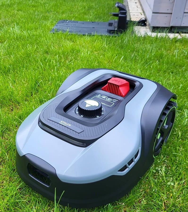 ROBOT KOSZĄCY KOSIARKA AUTOMATYCZNA 900 m2 STALCO – 142328550 - ERLI.pl