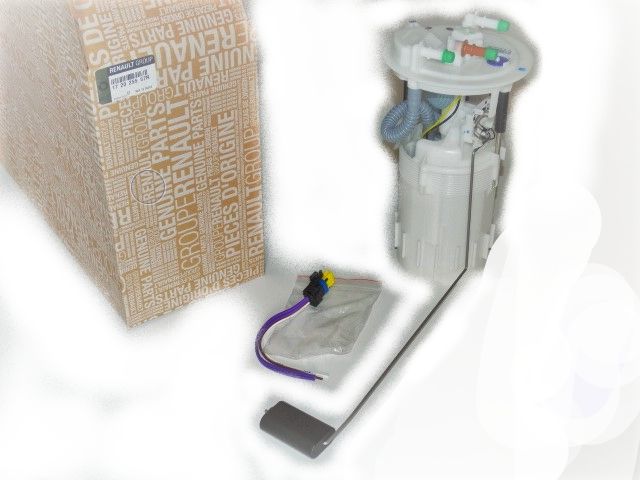 Pompa paliwa 172025557r + wtyczka Master III 2,3dc – 18123402 - ERLI.pl