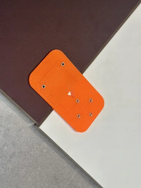 Szablon montażowy do prowadników zawiasów nakładanych meble na wymiar ...